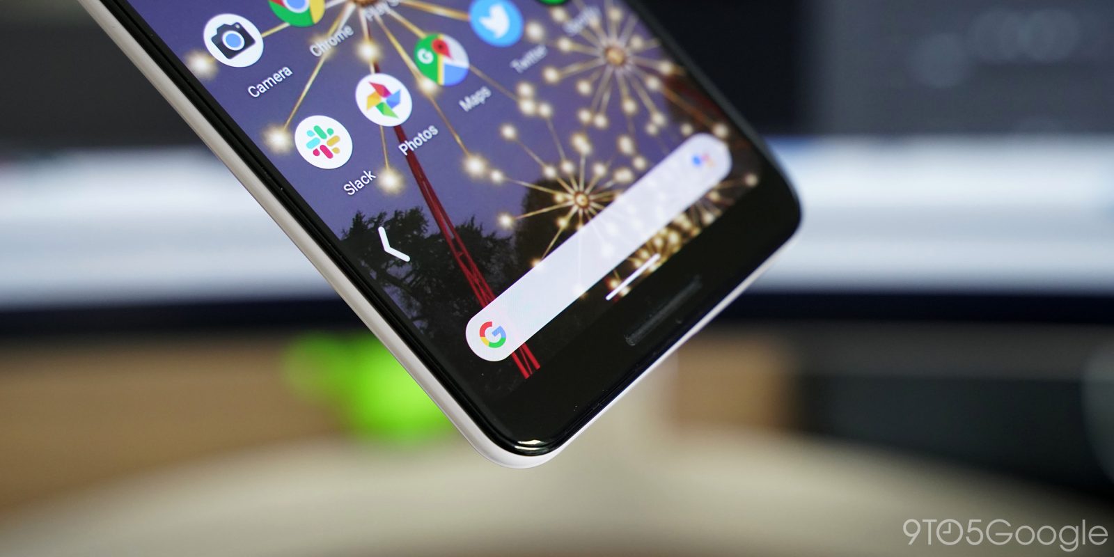 Android Q Beta 6: Gesture navigation bar is now hidden on the home ...