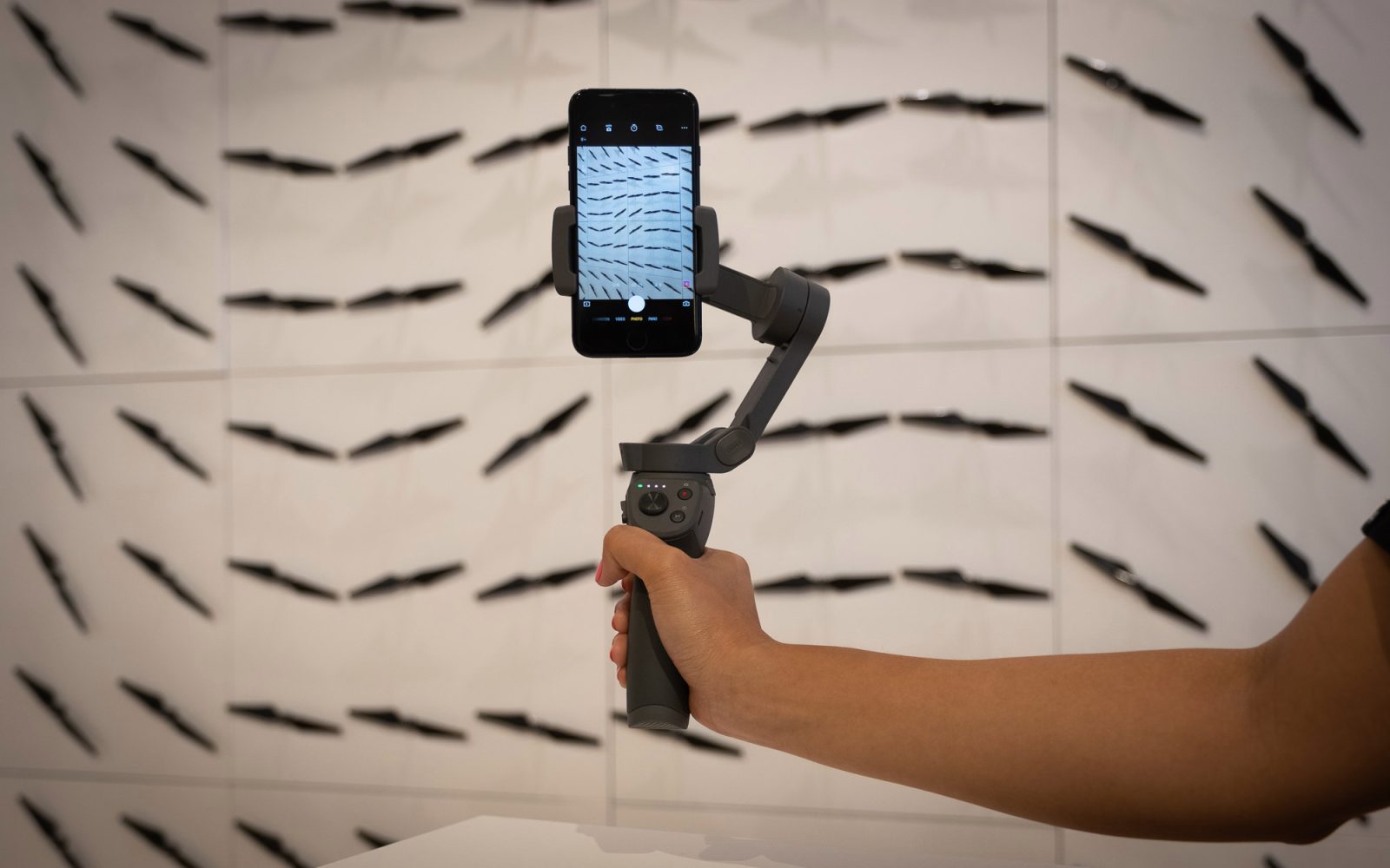 DJI Osmo Mobile 3: The ultimate Instagram gimbal for your iPhone! - Top ...