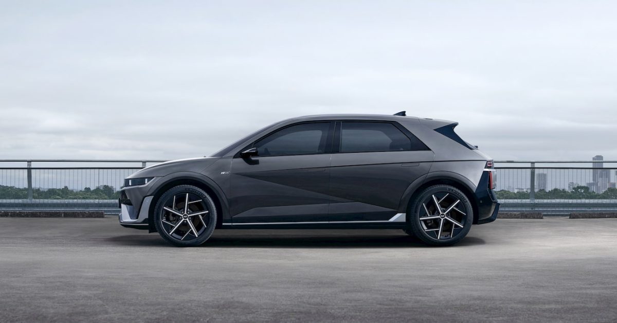 Hyundai Motor Group vs Tesla: The Battle for the US EV Market